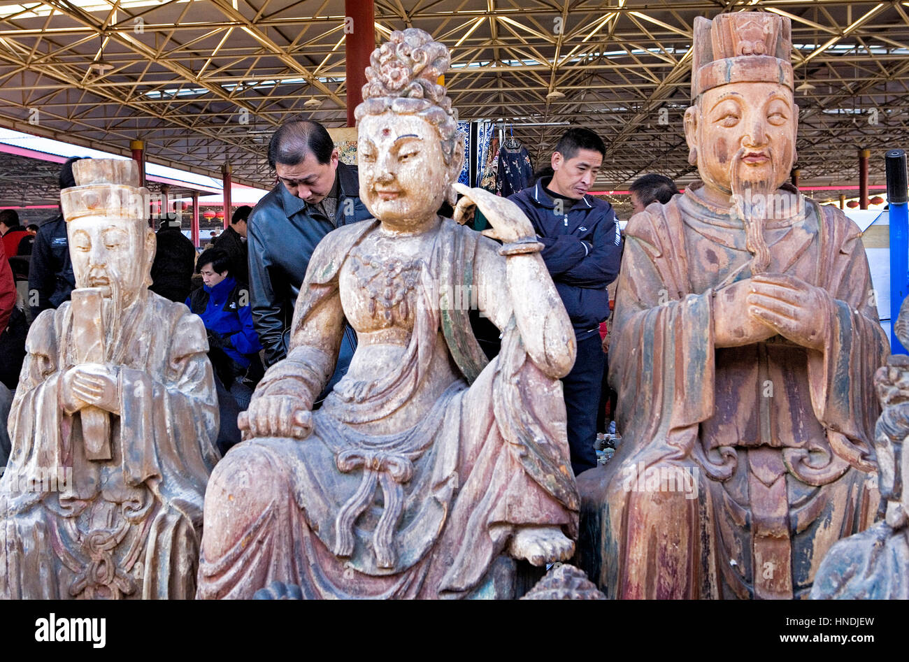 Statue, statues, sculptures in Panjiayuan market,Beijing, China Stock ...