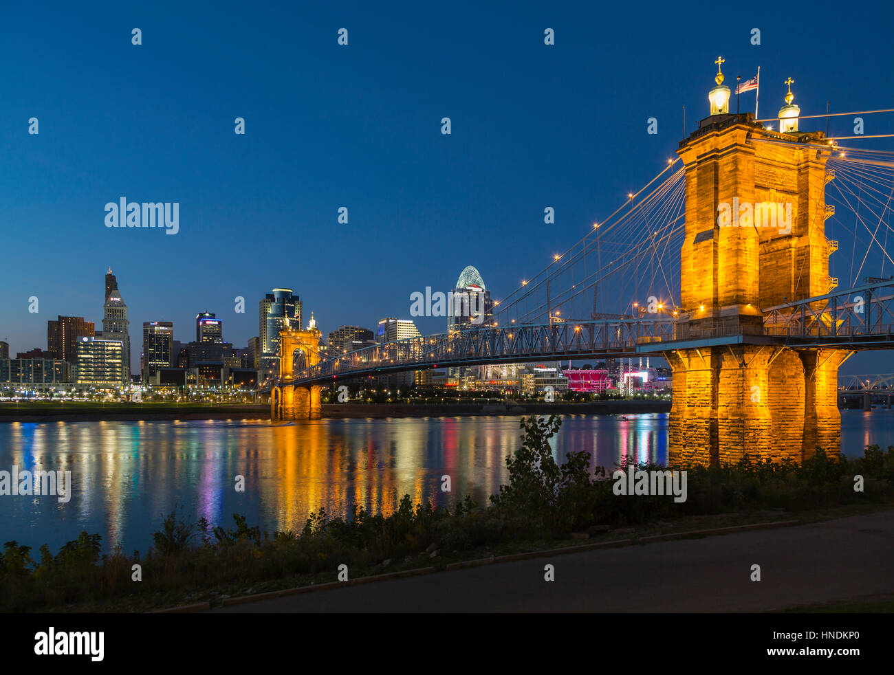 The city skyline at dusk of Cincinnati, Ohio, USA Stock Photo - Alamy