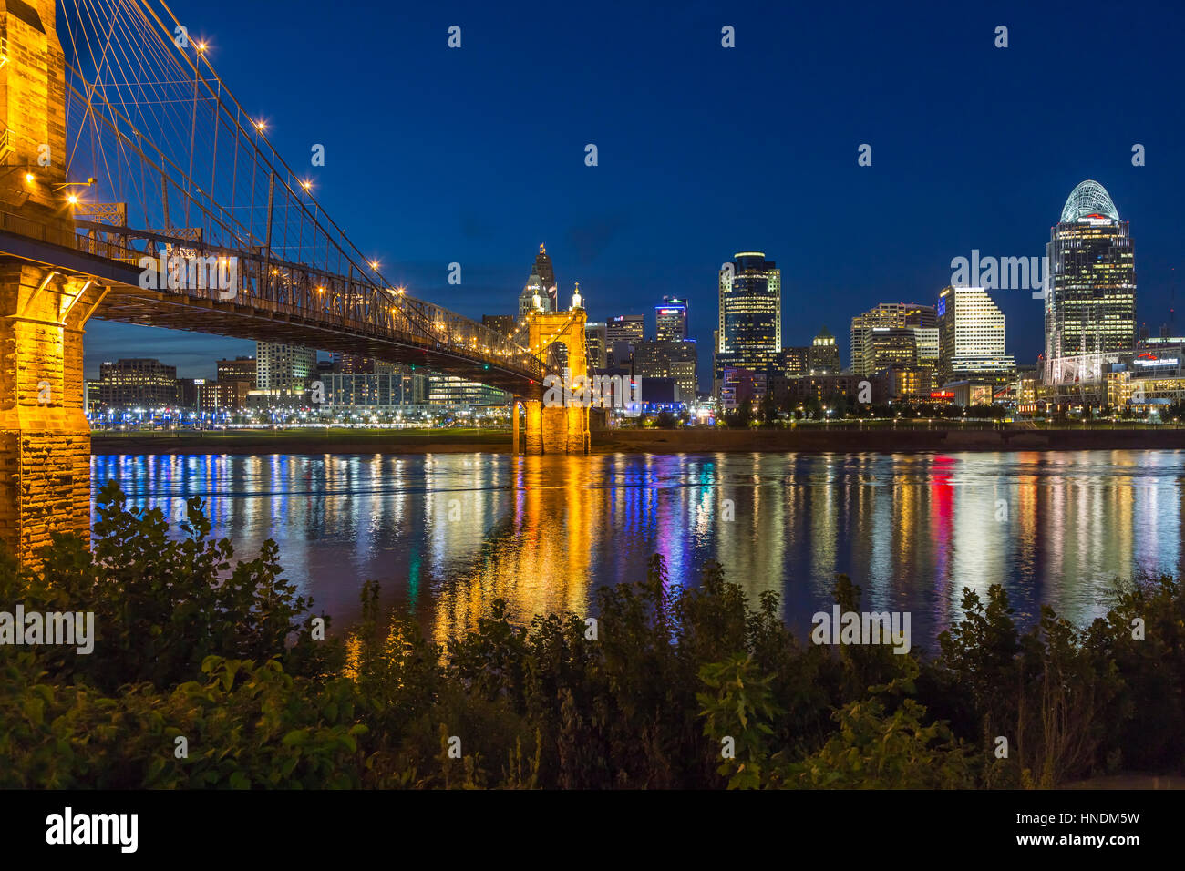Cincinnati night hi-res stock photography and images - Alamy