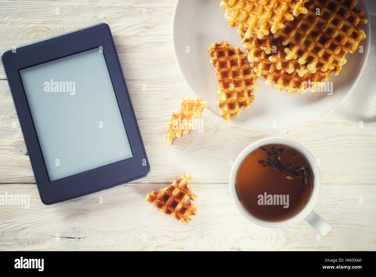 Tea waffle hi-res stock photography and images - Alamy