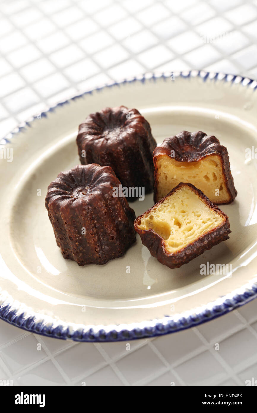 Canele de bordeaux hi-res stock photography and images - Alamy