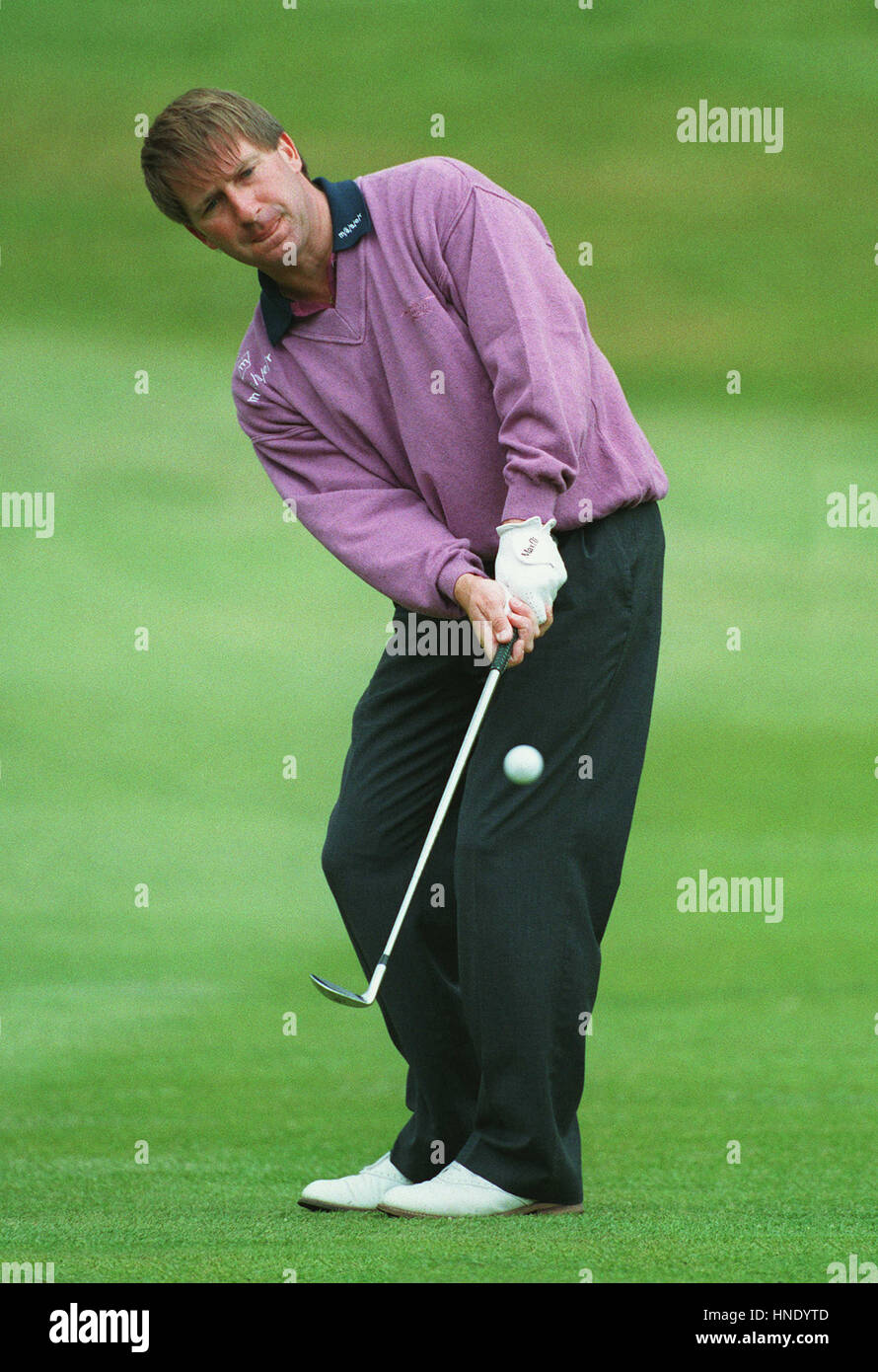 PETER MITCHELL ENGLAND 02 June 1993 Stock Photo - Alamy