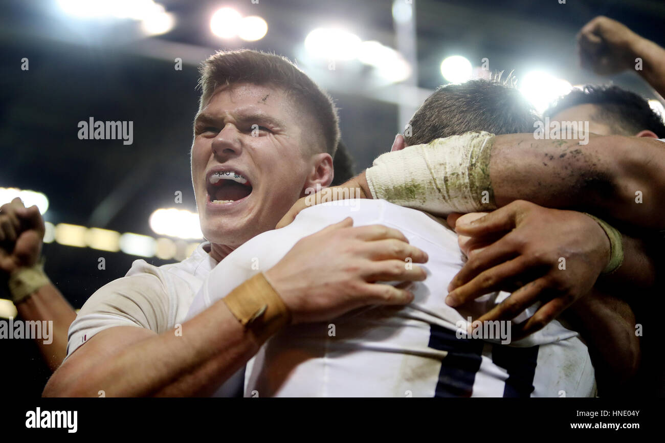 England's Owen Farrell celebrates Elliot Daly try during the RBS 6 ...