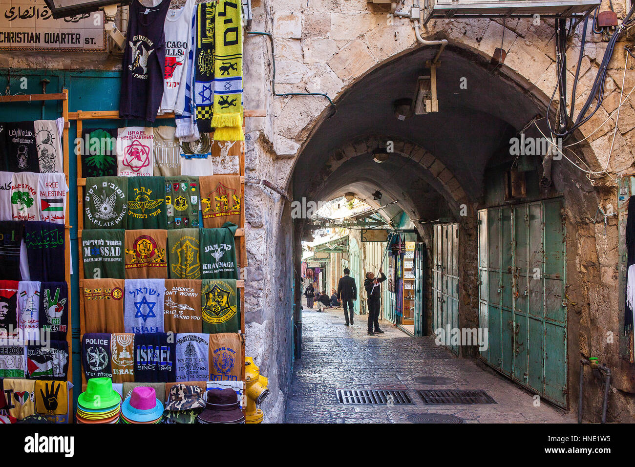 Christian quarter street, Souk Arabic market, Old City, Jerusalem ...