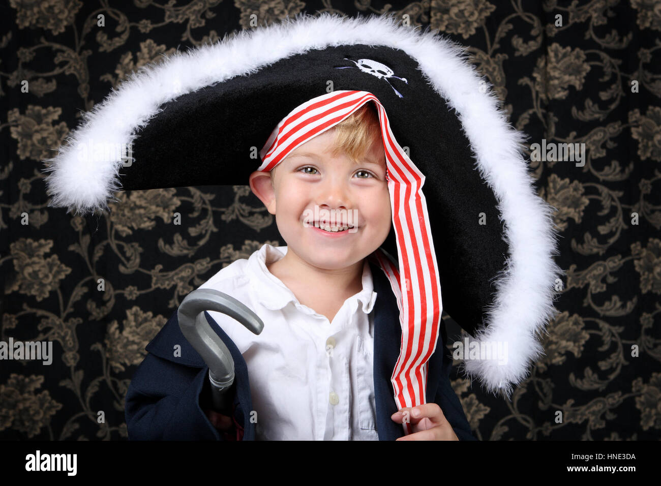 Young boy in a Pirate Costume Stock Photo - Alamy