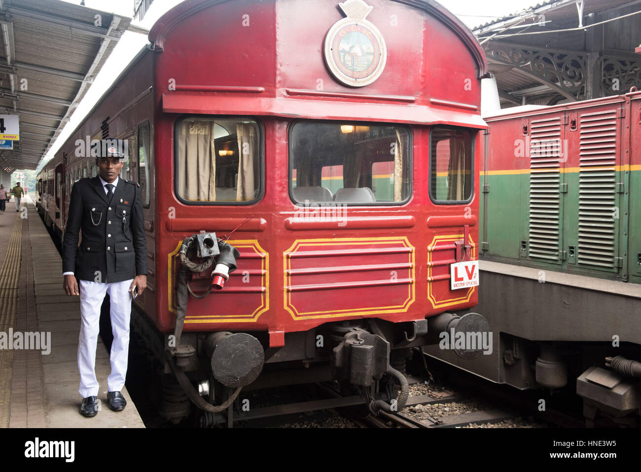 The Viceroy Special Tourist Train, Kandy Railway Station, Kande, Sri ...