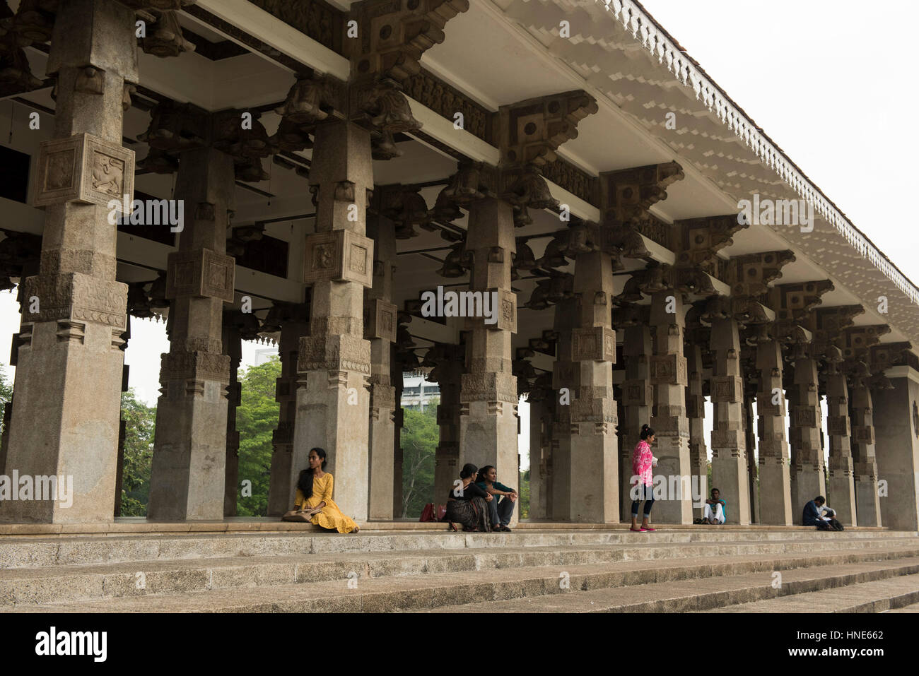 Independence Memorial Hall, Independence Square, Cinnamon Gardens ...