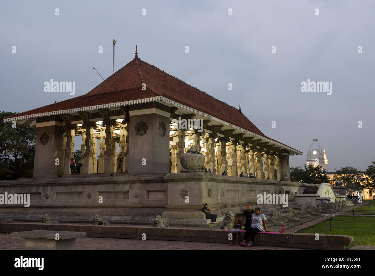 Independence Memorial Hall and Independence Arcade, Independence Square ...