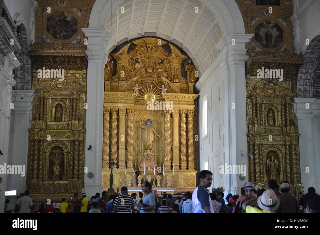 Se cathedral goa interior hi-res stock photography and images - Alamy