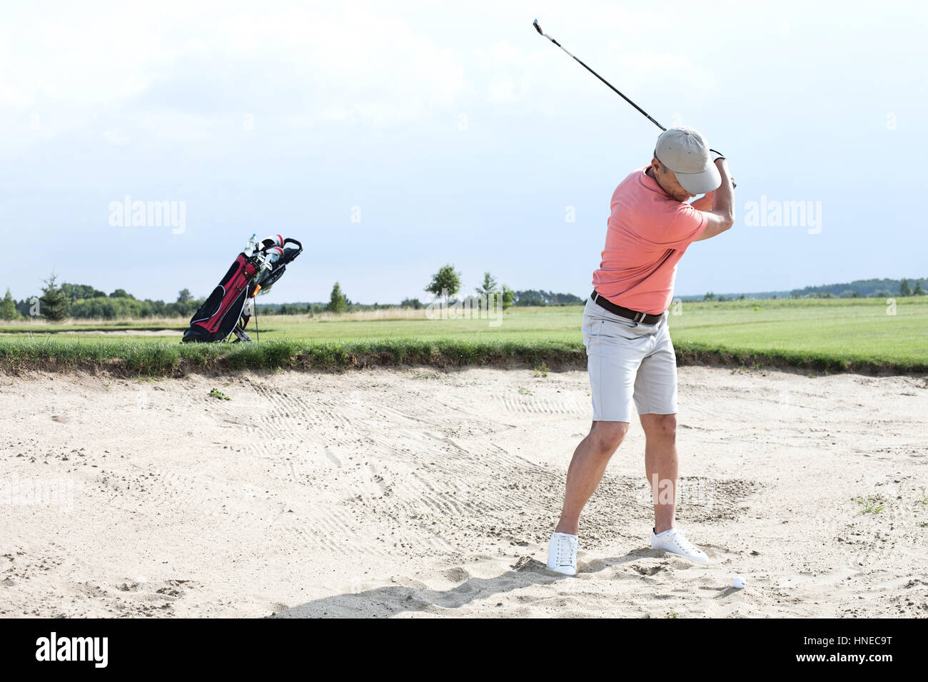 Golfer swinging golf men hi-res stock photography and images - Alamy