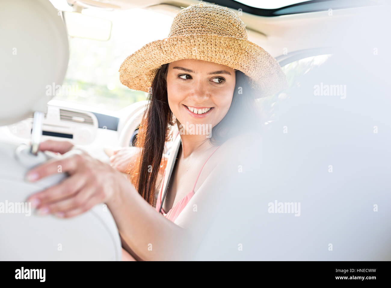 Car driving away sun hi-res stock photography and images - Alamy