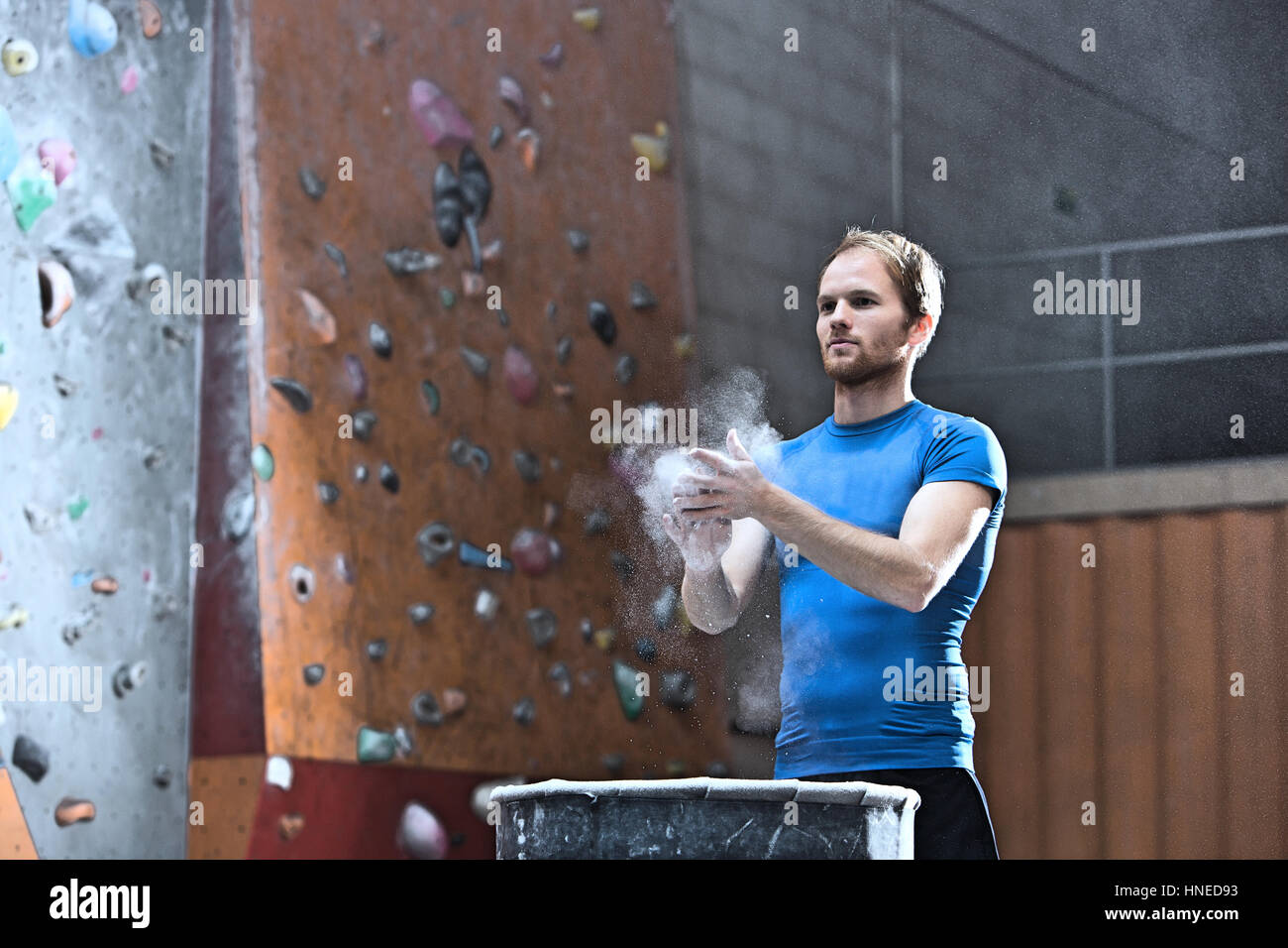 Dusting powder hi-res stock photography and images - Alamy