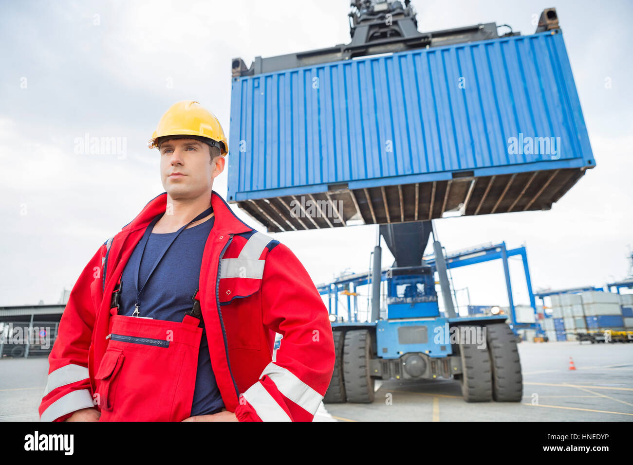 Shipyard safety hi-res stock photography and images - Alamy