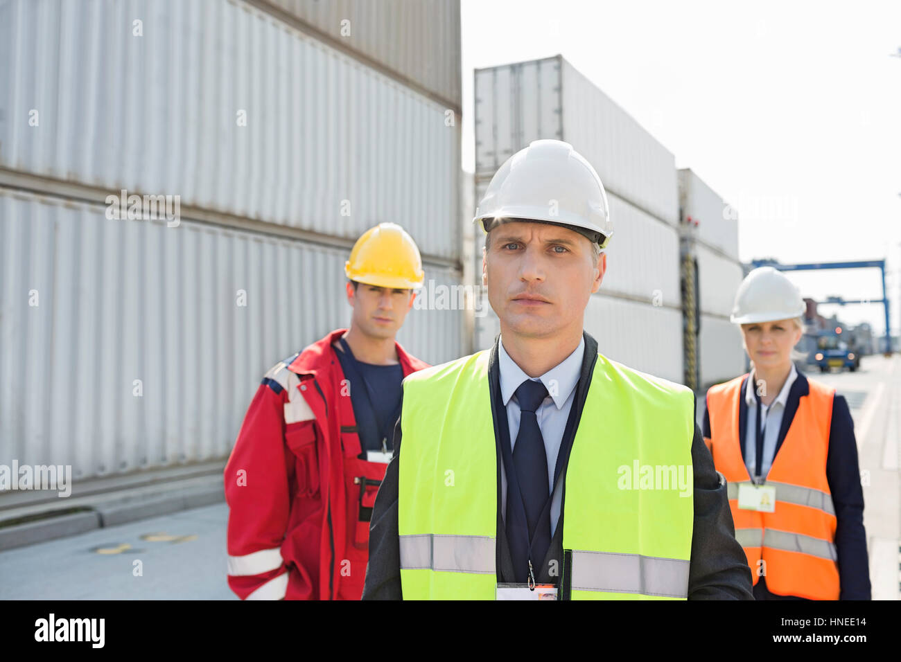 Team workers worker hi-res stock photography and images - Alamy