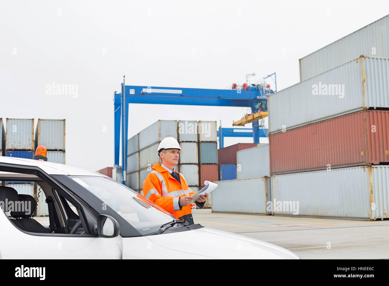 Cargo man hi-res stock photography and images - Alamy