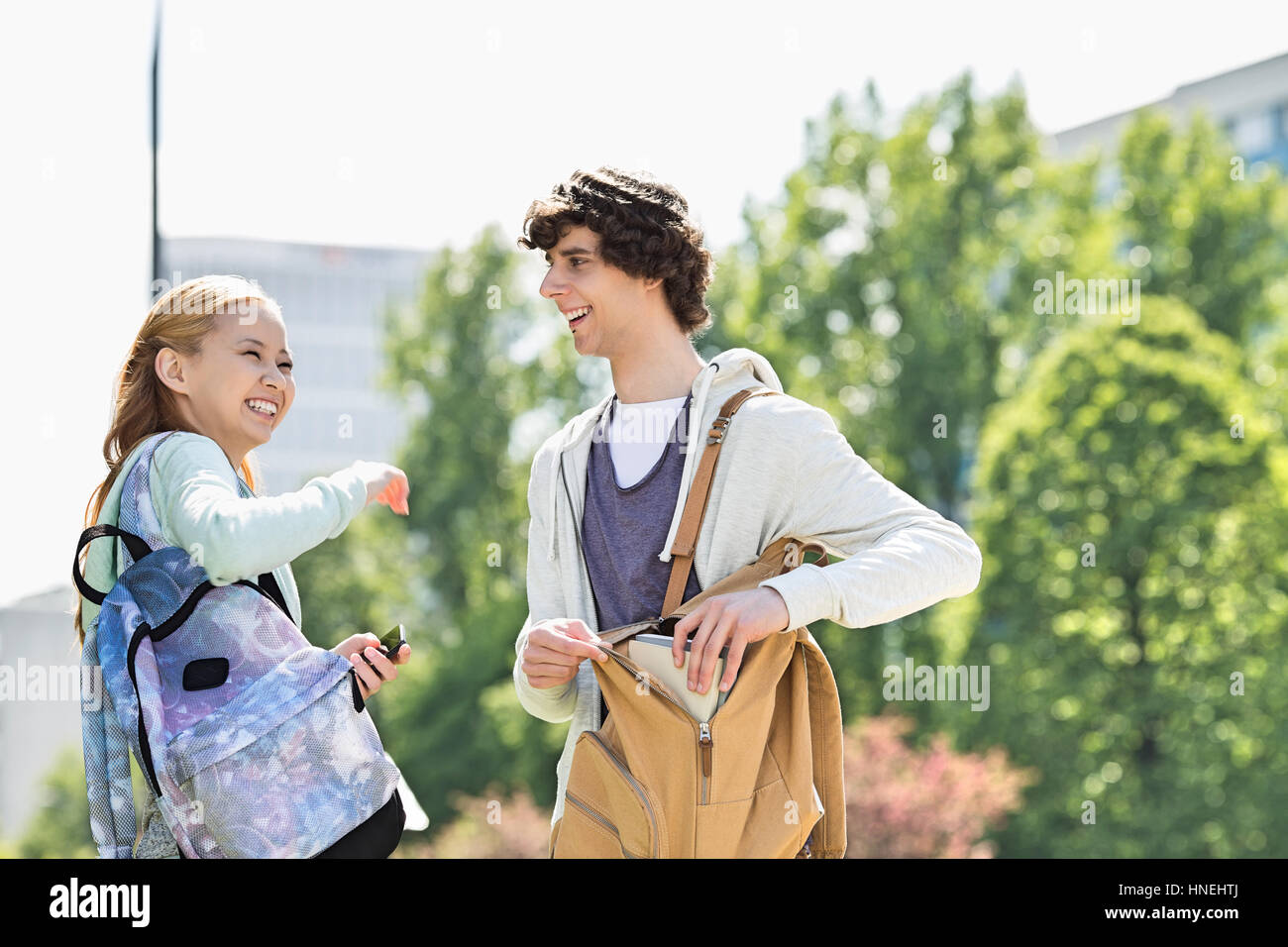 Male female smiling hi-res stock photography and images - Alamy