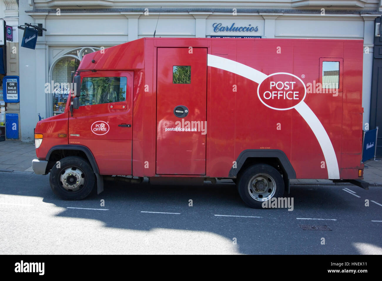 Cash in transit hi-res stock photography and images - Alamy