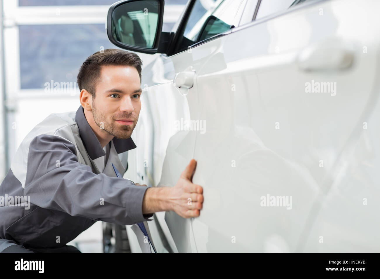 Maintenance engineer hi-res stock photography and images - Alamy