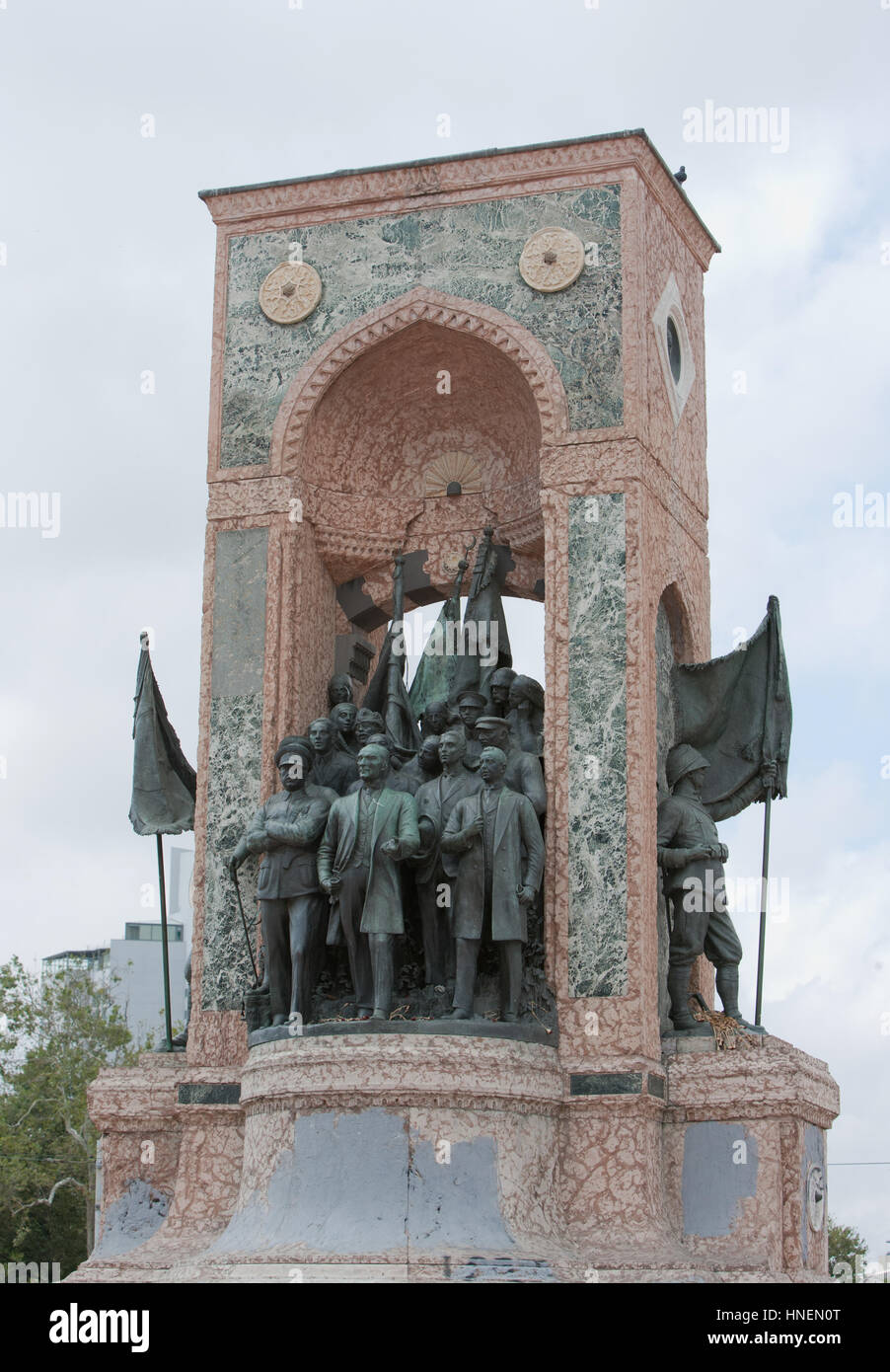 Famous Statue in Taxim Square, Istanbul honouring Turkish Heroes ...