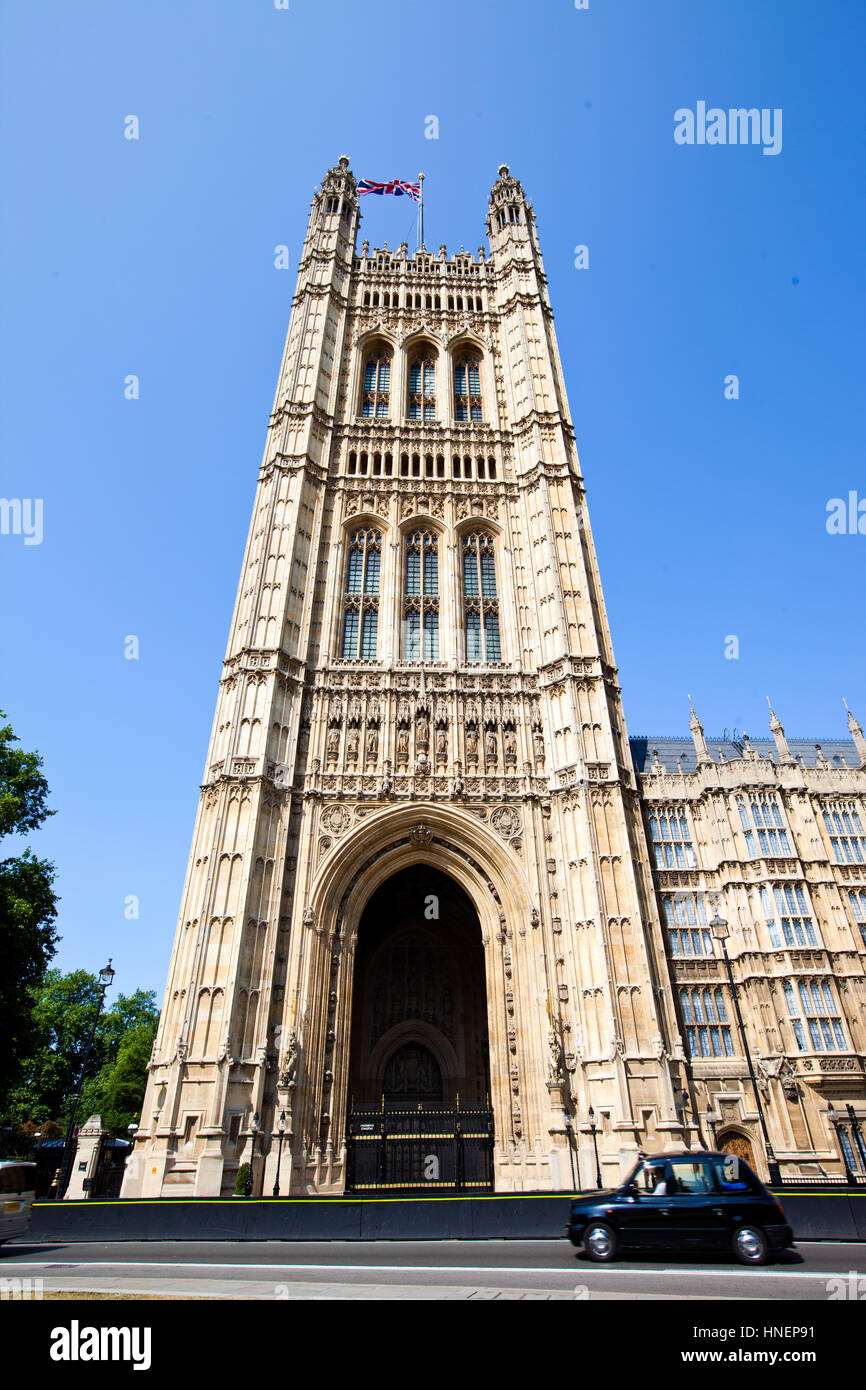Houses of parliament from below Stock Photo - Alamy