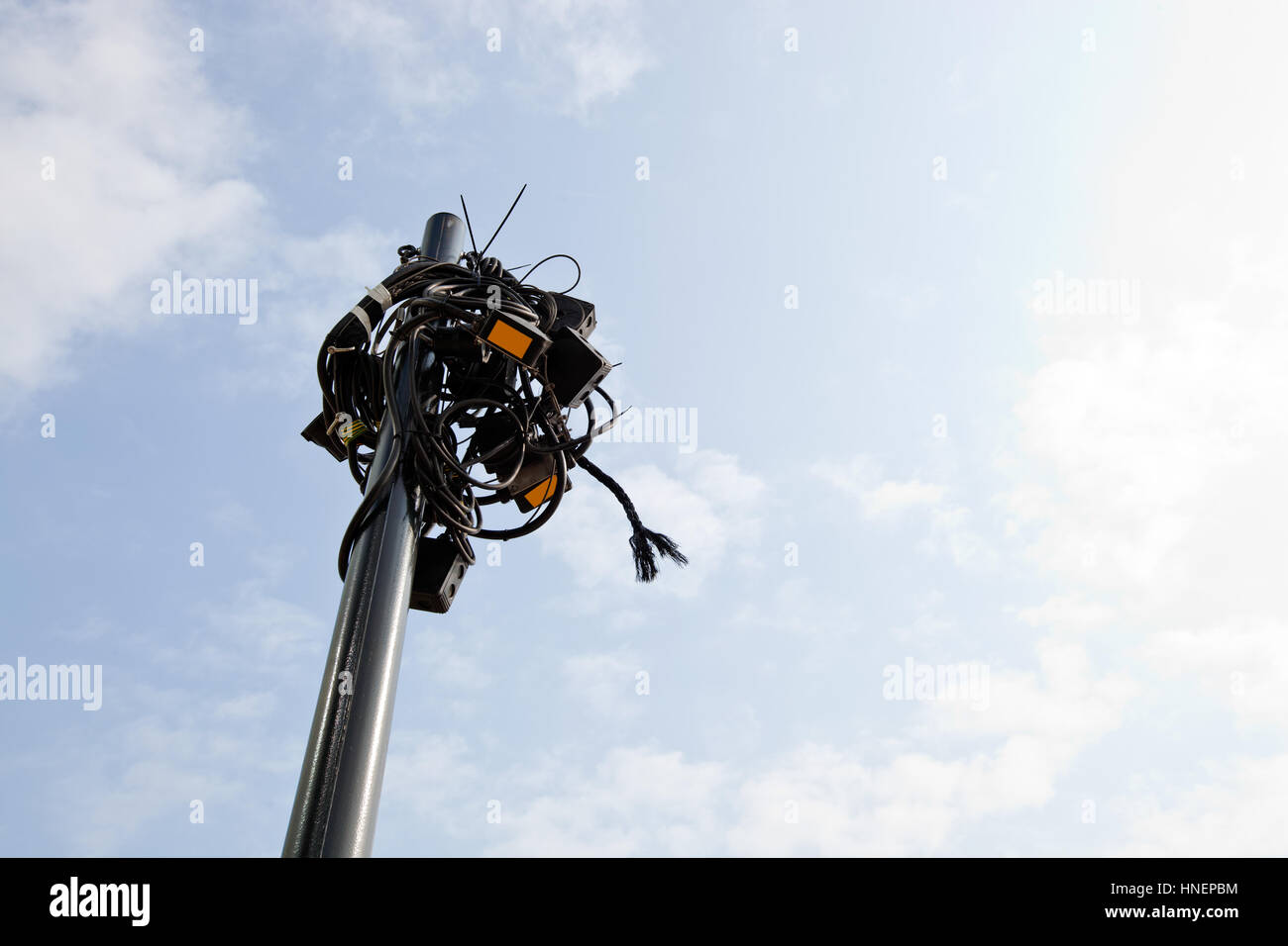 Electrical wires on pole hi-res stock photography and images - Alamy