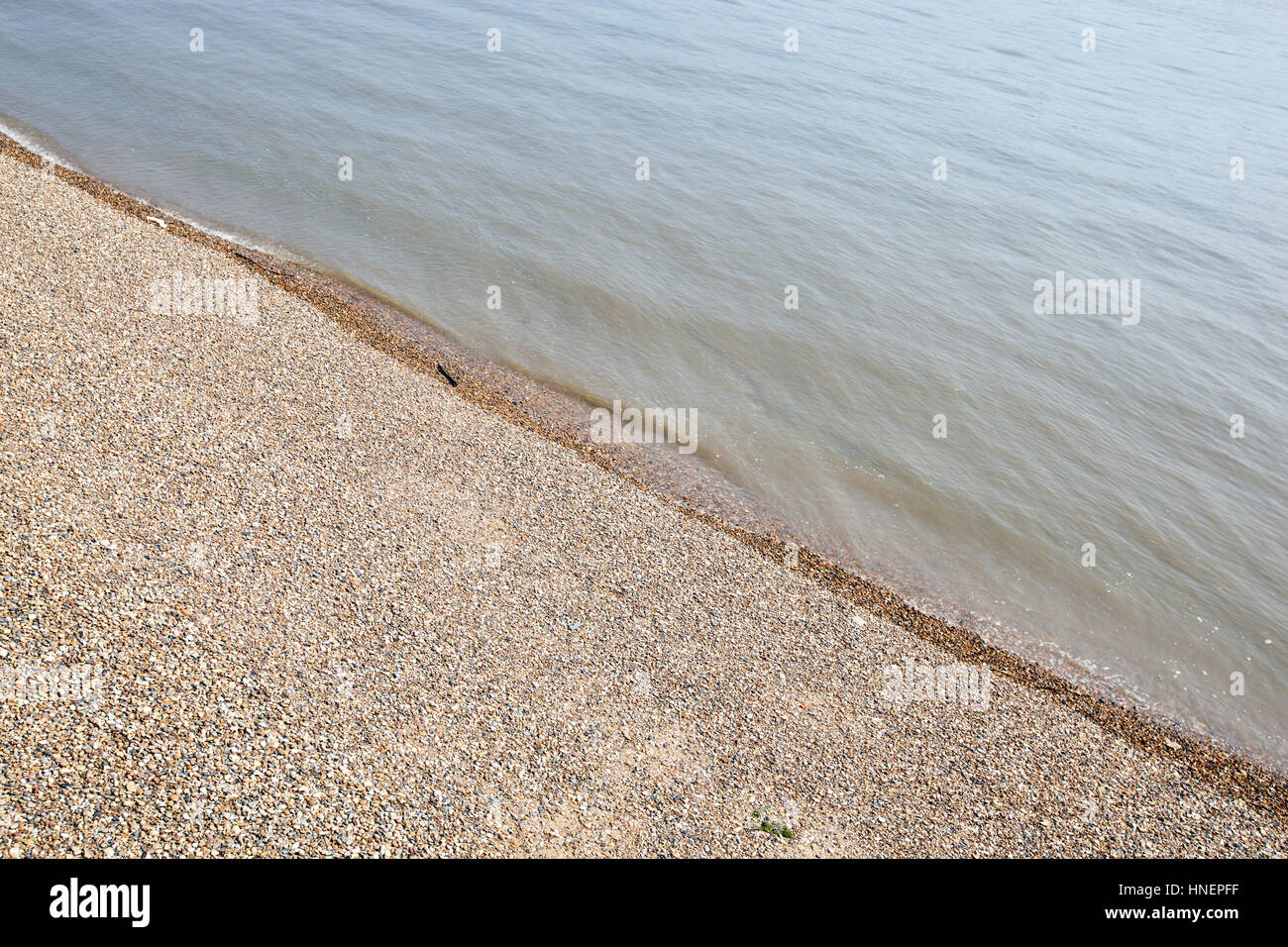 Shingle beach scene hi-res stock photography and images - Alamy