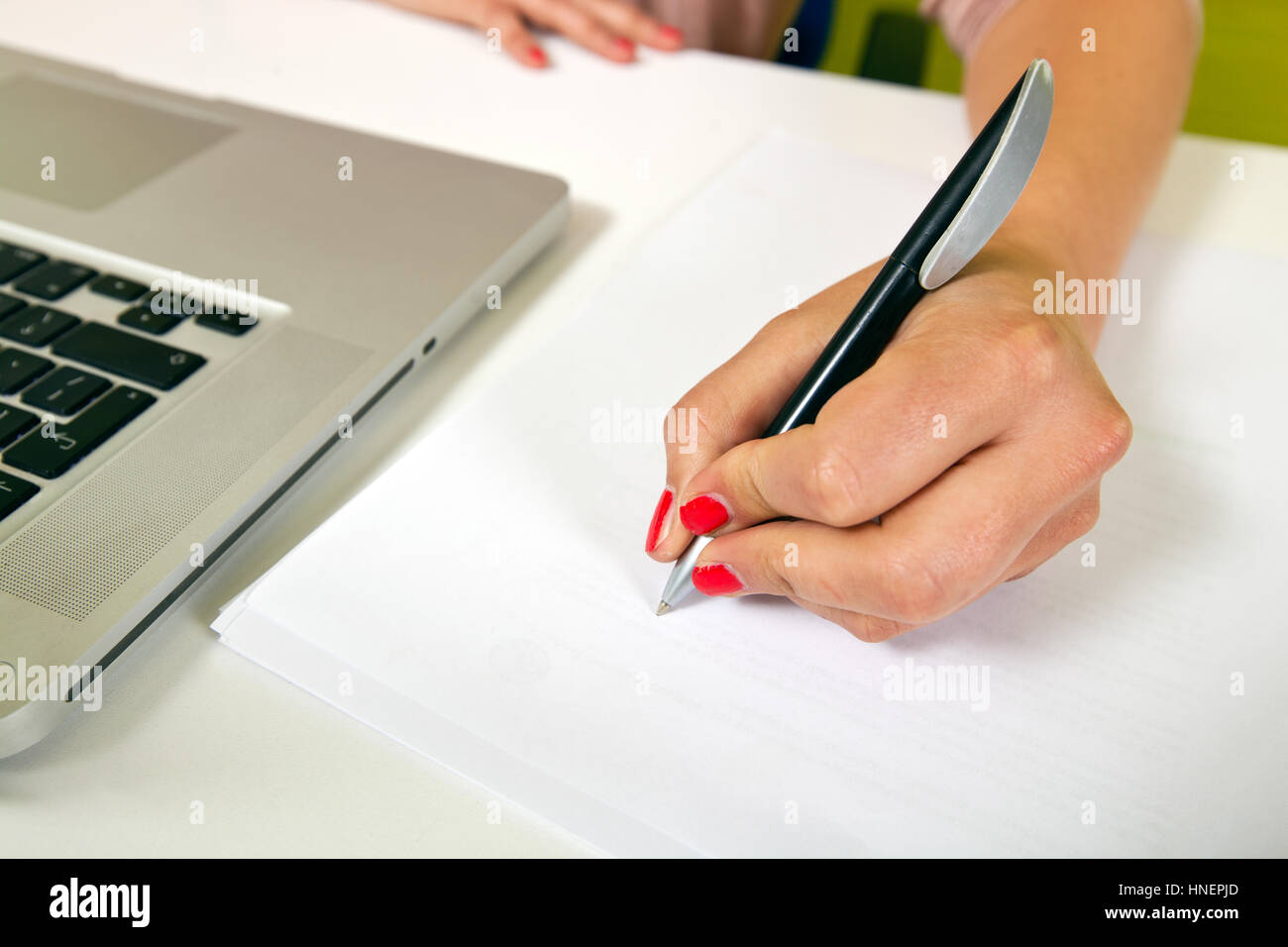 Business paper office writing hi-res stock photography and images - Alamy