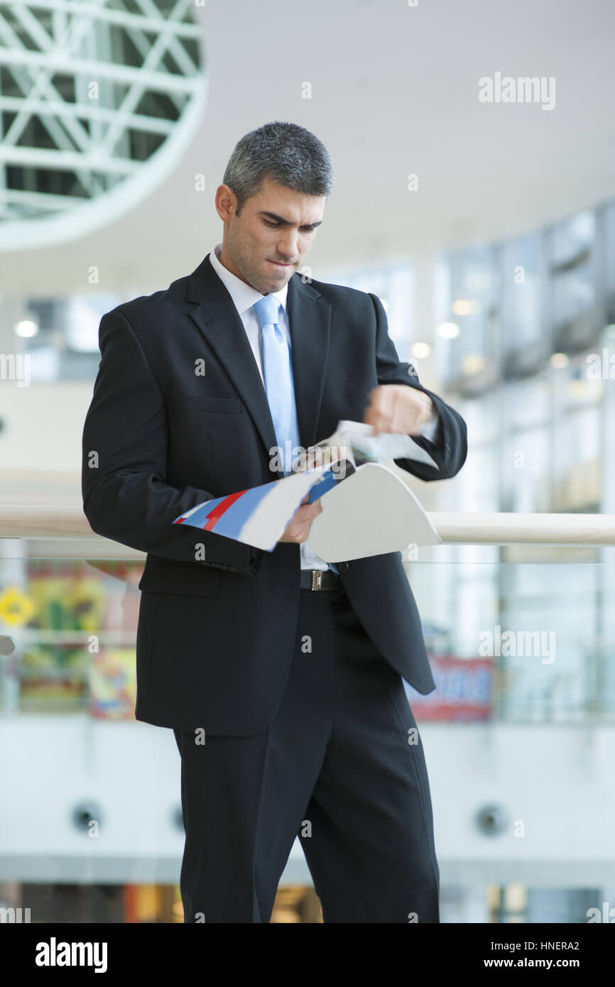 30 to 34 tears hi-res stock photography and images - Alamy