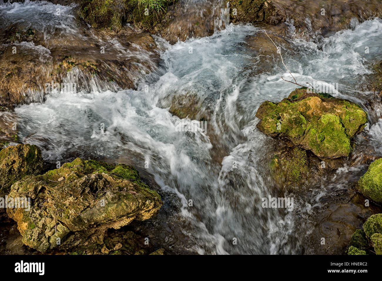 Waterfalls over rocks hi-res stock photography and images - Alamy
