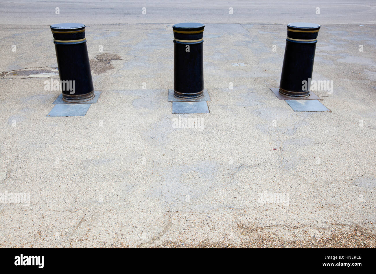 Retractable bollards in london bollards hi-res stock photography and images - Alamy