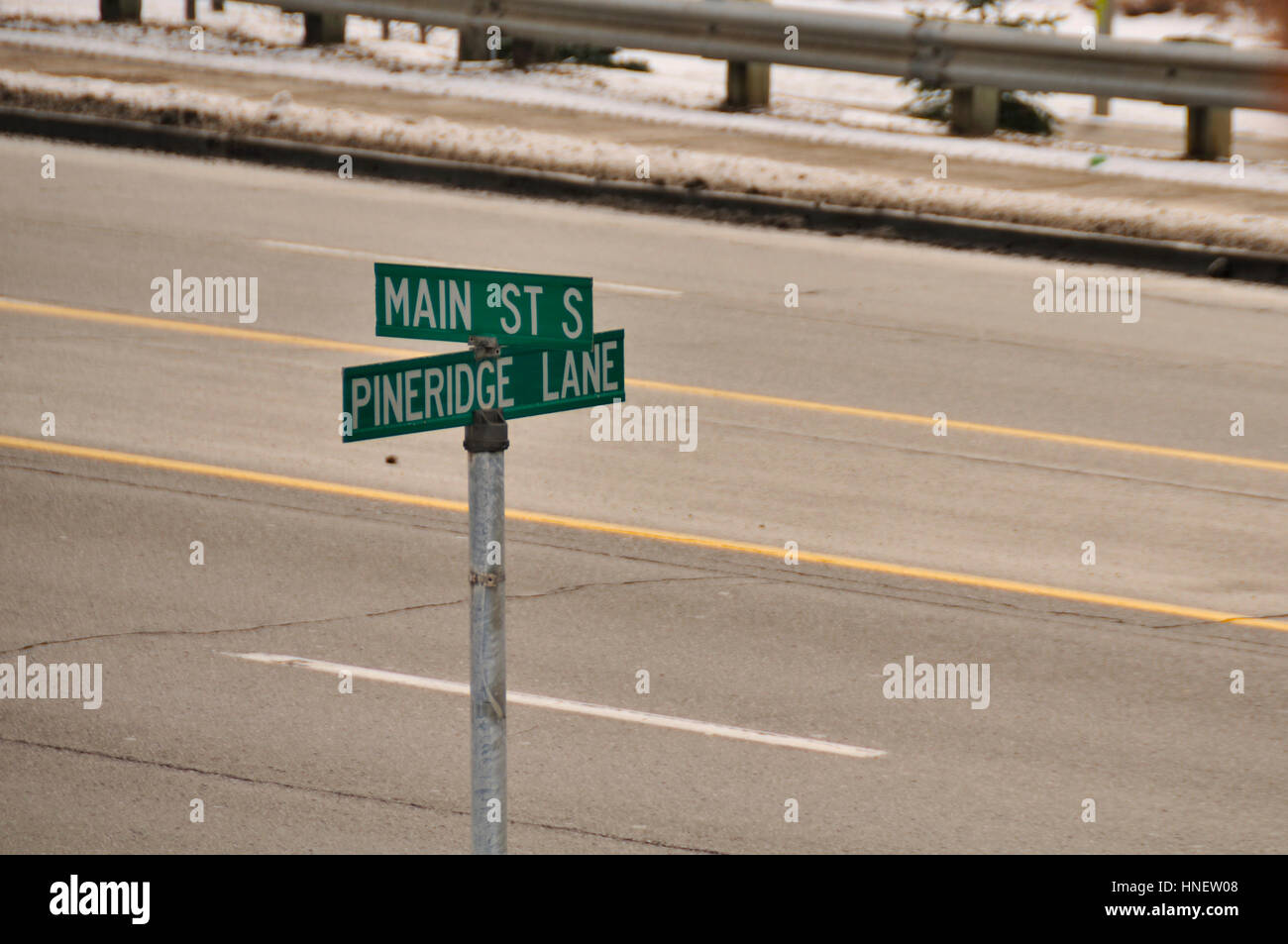 Cross road street signs hi-res stock photography and images - Alamy