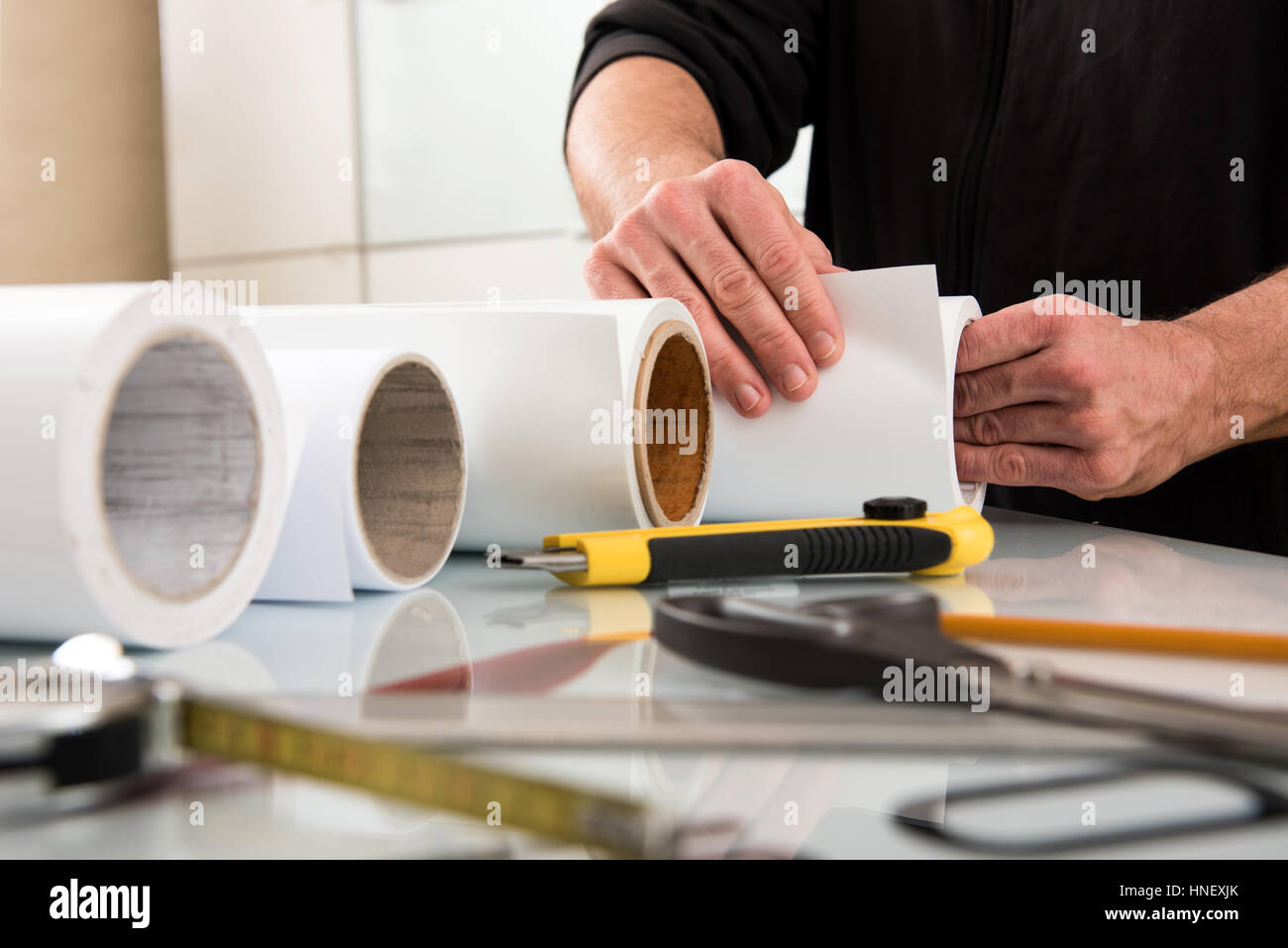 Choosing paper hi-res stock photography and images - Alamy