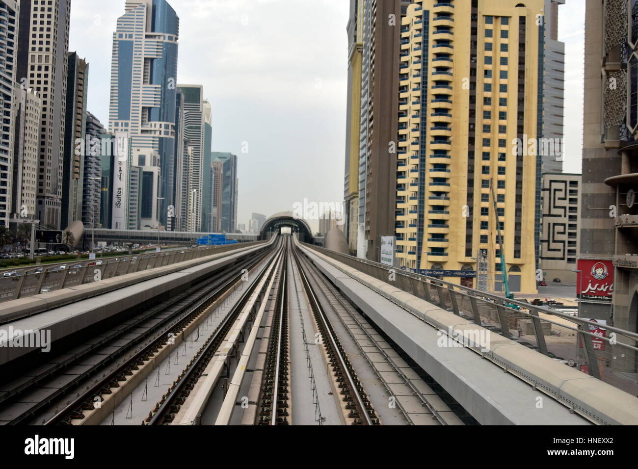 Dubai metro map hi-res stock photography and images - Alamy