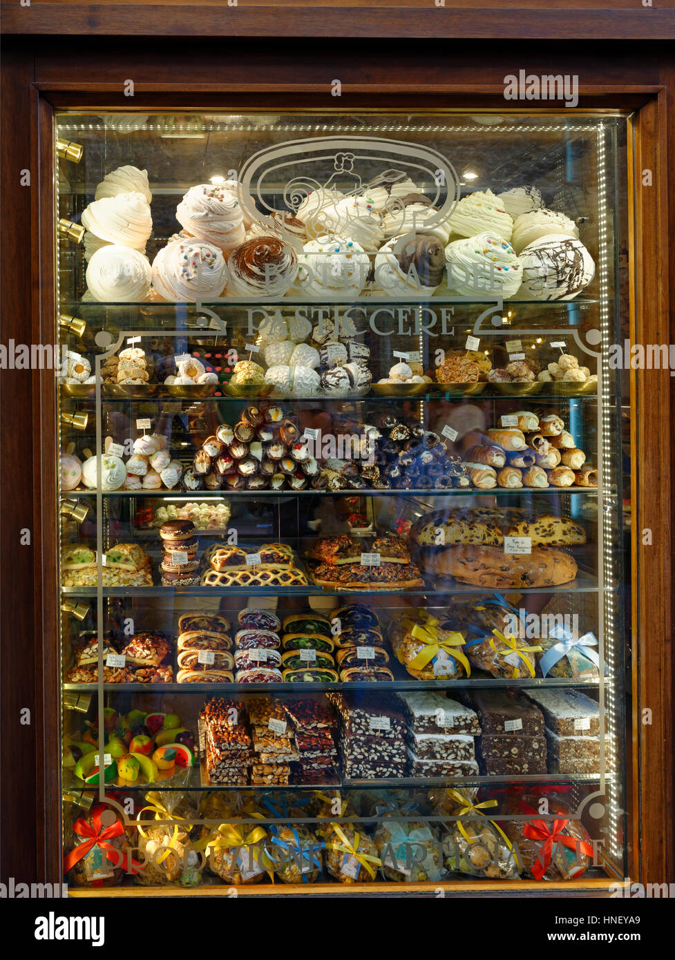 Candy shop window display hi-res stock photography and images - Alamy