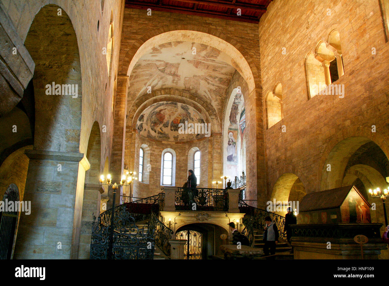 Church interior prague castle hi-res stock photography and images - Alamy