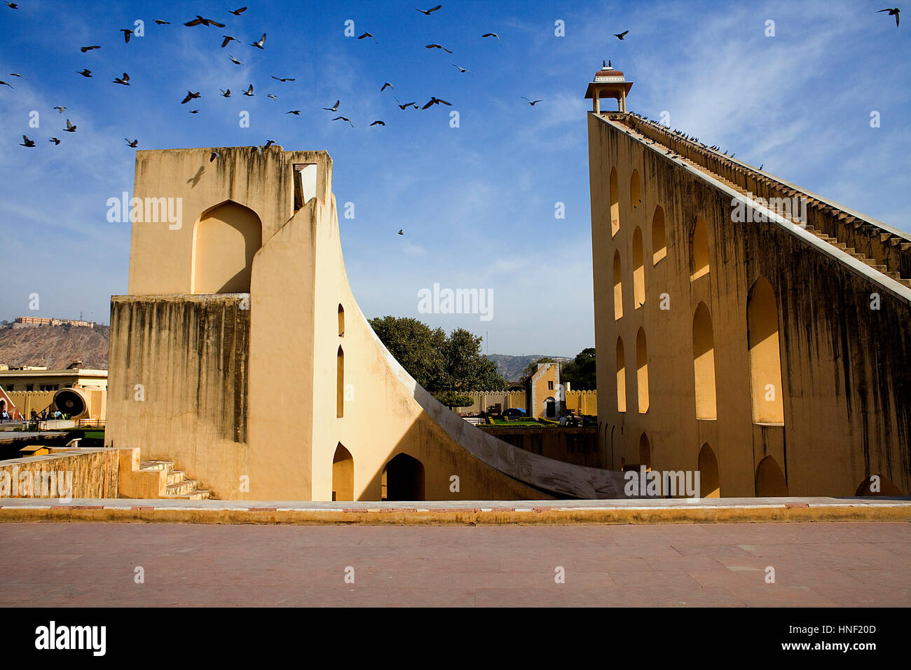 Vraht Samrat Yantra, in Jantar Mantar Observatory, Jaipur, Rajasthan ...
