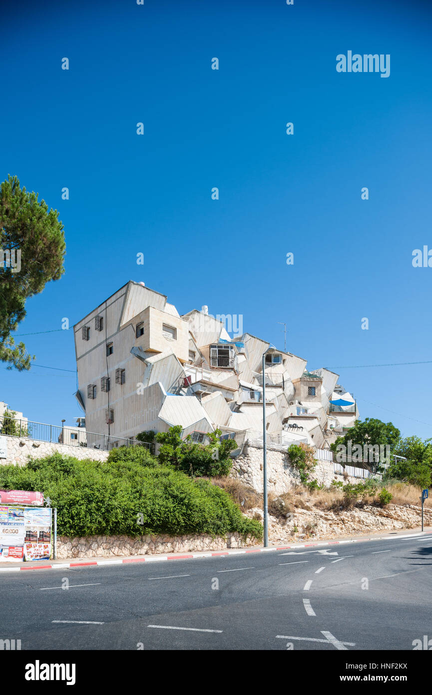 Israel, Jerusalem, Ramot polin designed by Zvi Hecker Stock Photo - Alamy