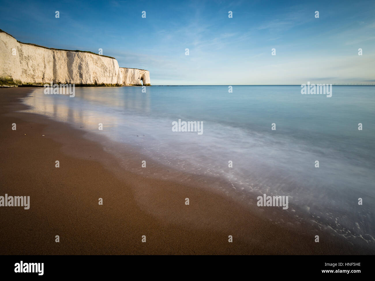 The white cliffs of Kingsgate Bay, Broadstairs,Kent Stock Photo - Alamy