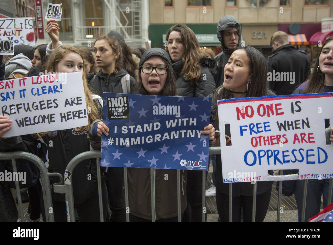 Usa university students diversity hi-res stock photography and images ...