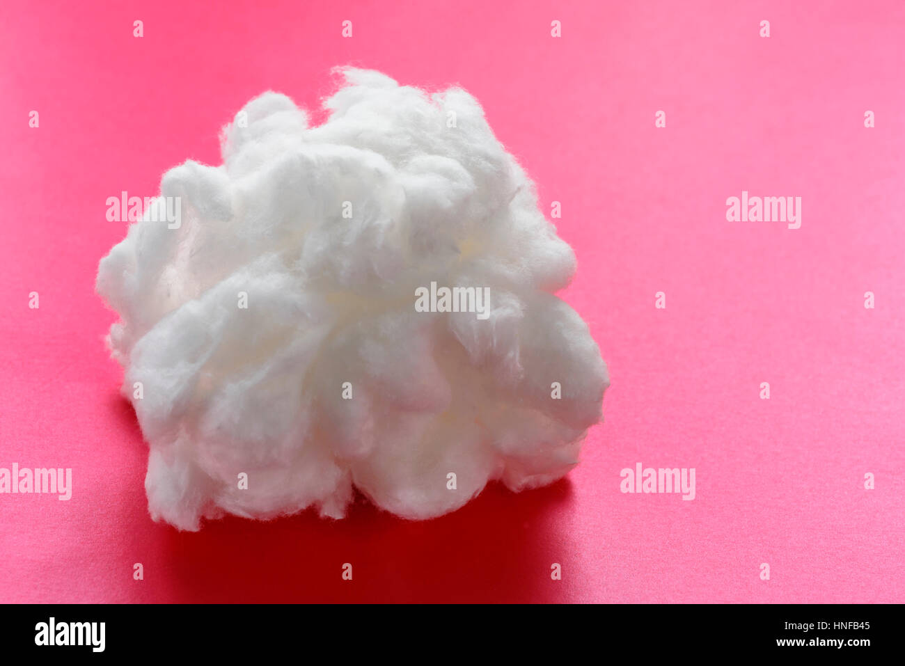 Cotton wool hi-res stock photography and images - Alamy