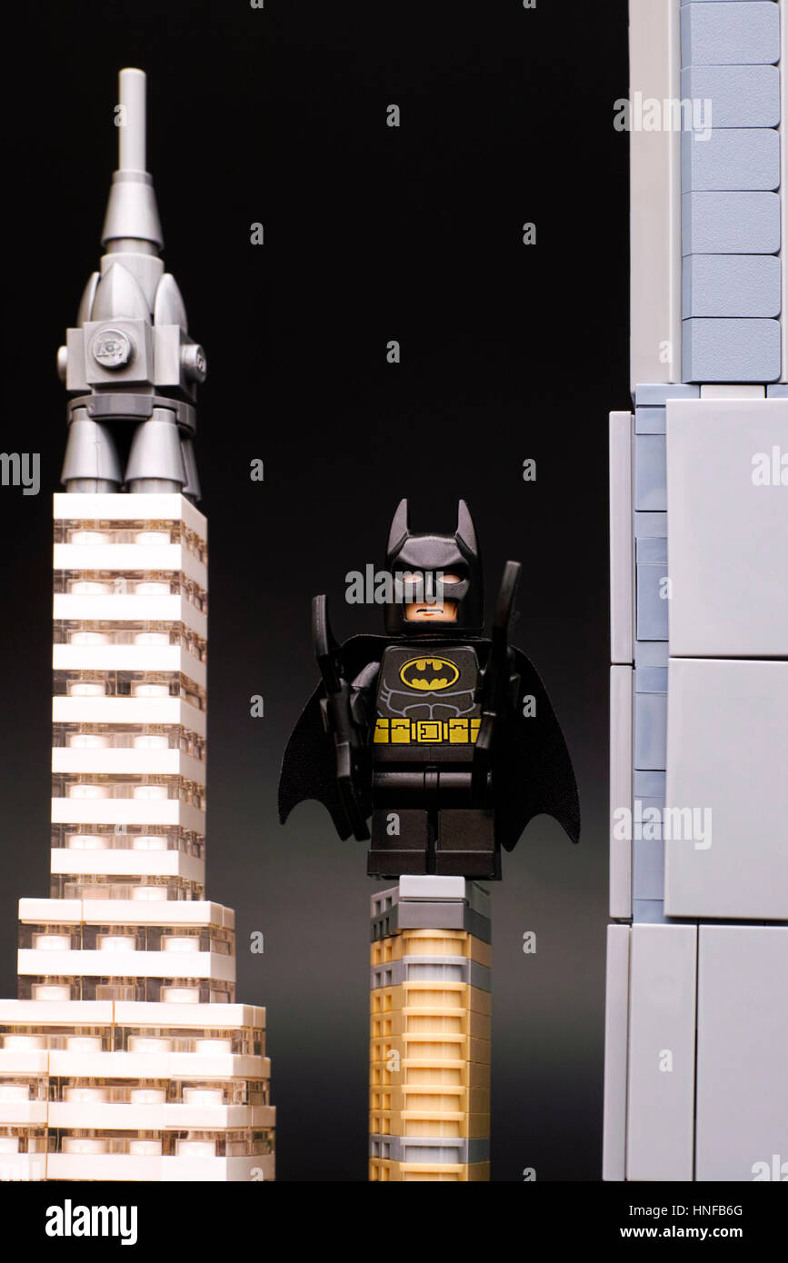 Mini Lego Skyscraper