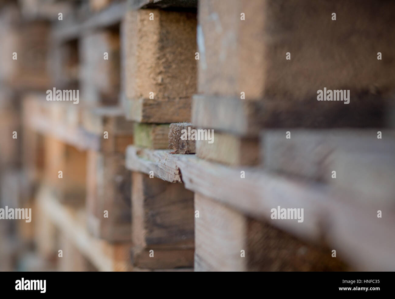 Wood pallet stack hi-res stock photography and images - Alamy