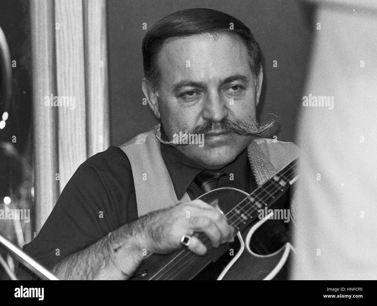 Deacon jim lawler hi-res stock photography and images - Alamy