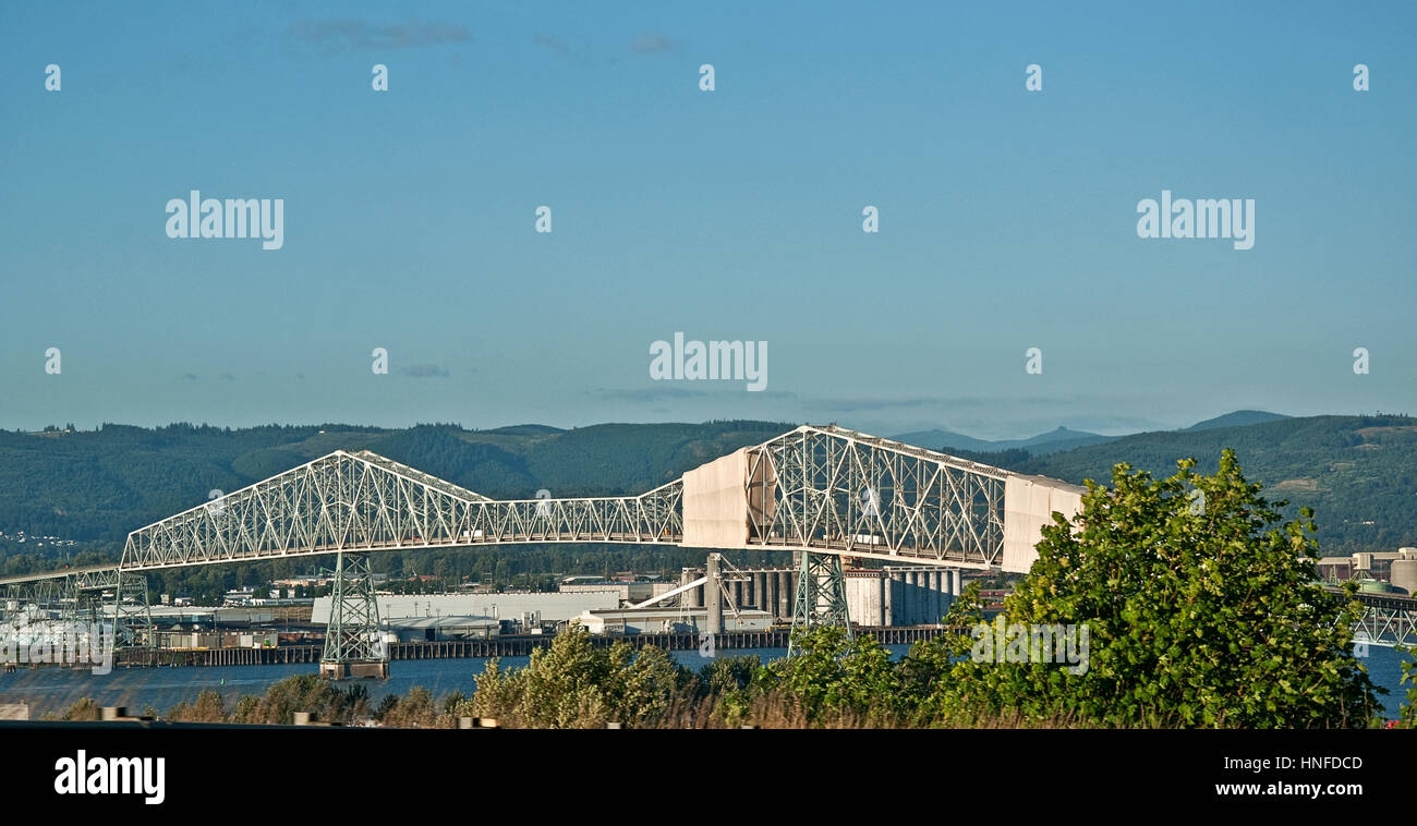 This is the bridge in Astoria Oregon, the Megler bridge that spans the ...