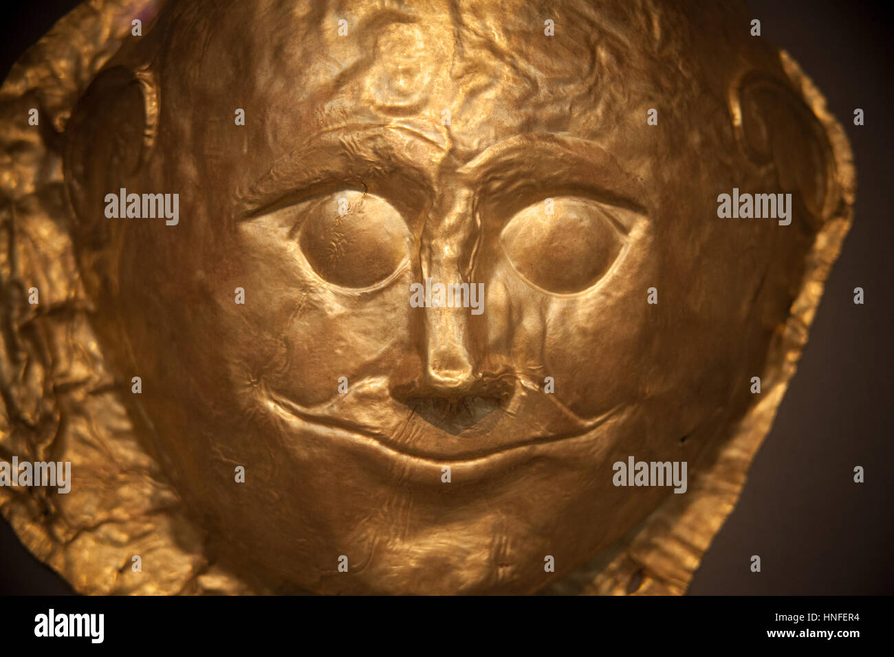 Mask of agamemnon hi-res stock photography and images - Alamy