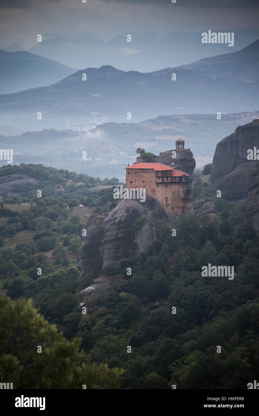 Monestaries hi-res stock photography and images - Alamy