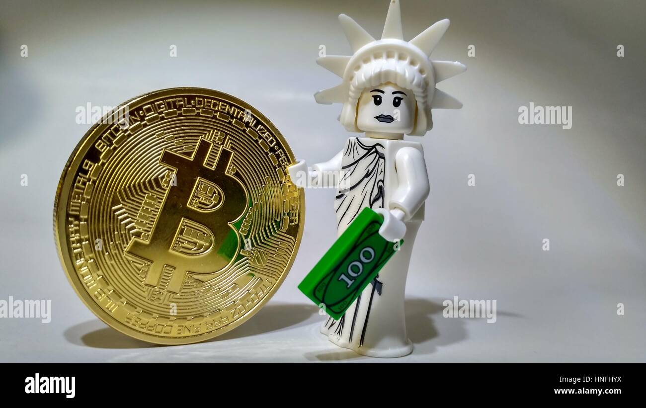 Bitcoin and Statue of Liberty. New York, USA Stock Photo - Alamy