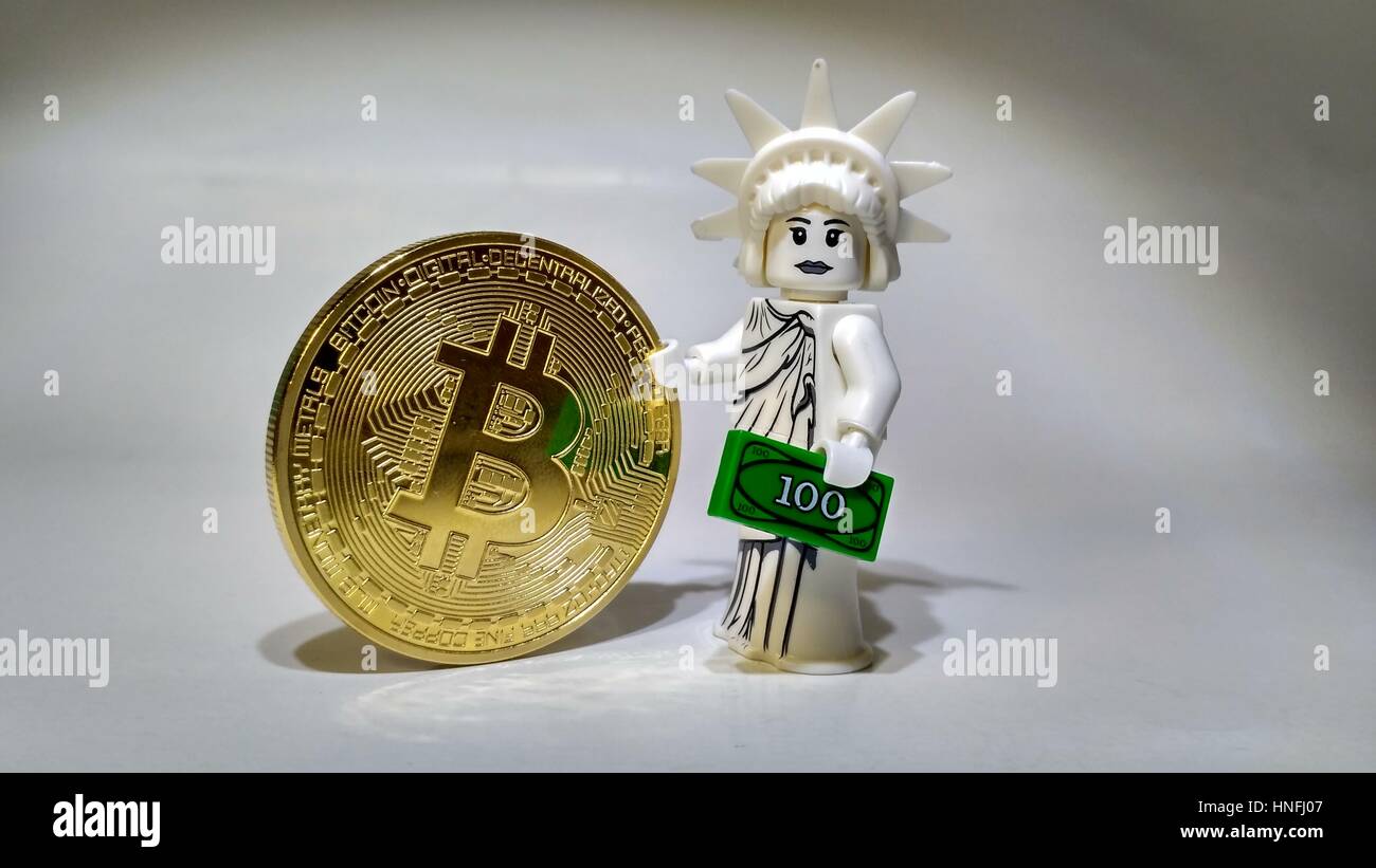 Bitcoin and Statue of Liberty. New York, USA Stock Photo - Alamy