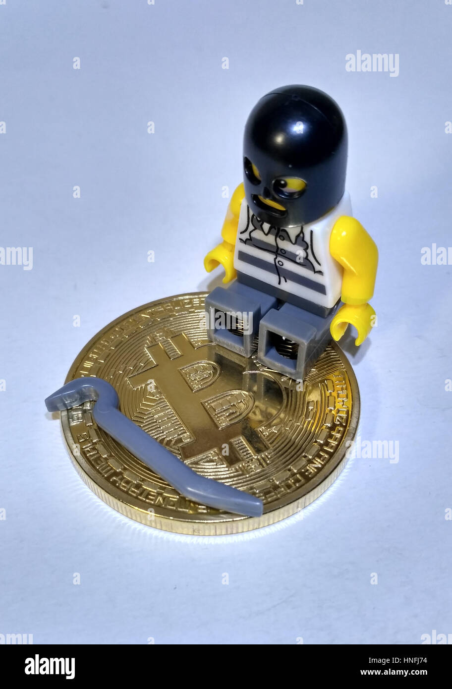 Robbery running loot hi-res stock photography and images - Alamy