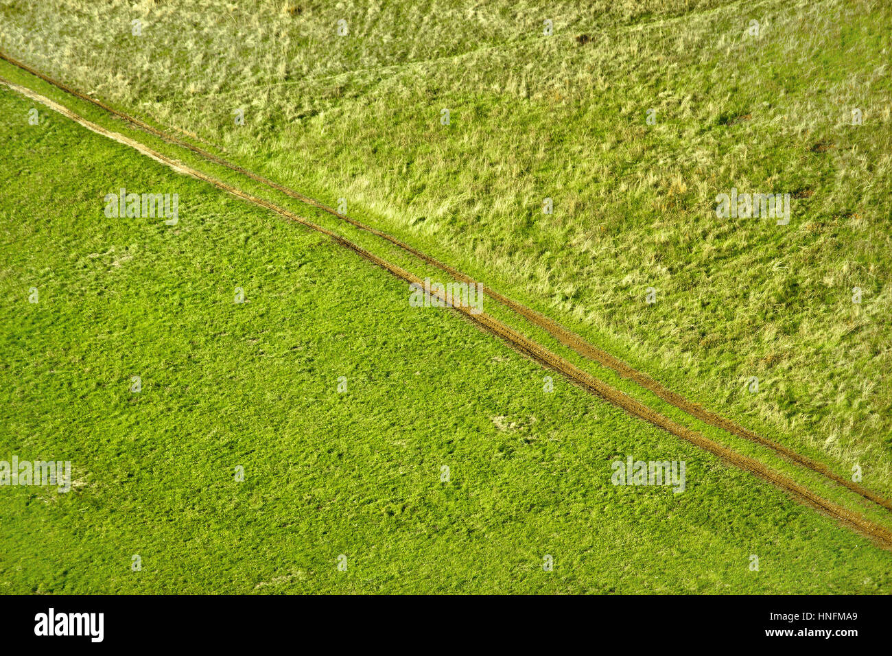 Orange and green tractor hi-res stock photography and images - Alamy